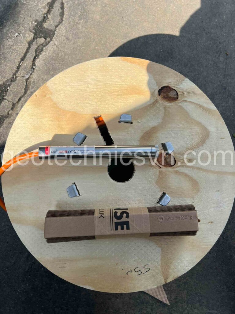 Thiết bị đo áp lực nước_piezometer_VWP_3000_Geosense